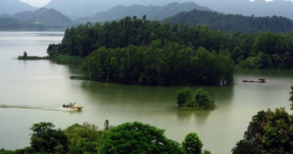 Travel guide to Nui Coc Lake - Ecotourism paradise in Thai Nguyen