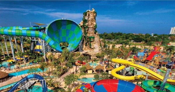 Vana Nava Water Jungle Travel Guide