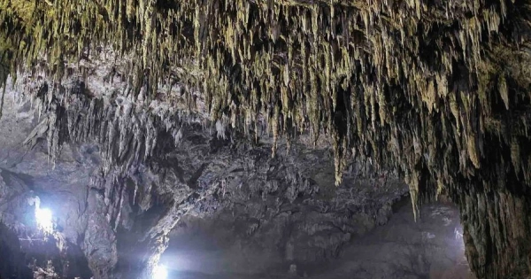 Pu Sam Cap Cave - Travel tips, Travel guide
